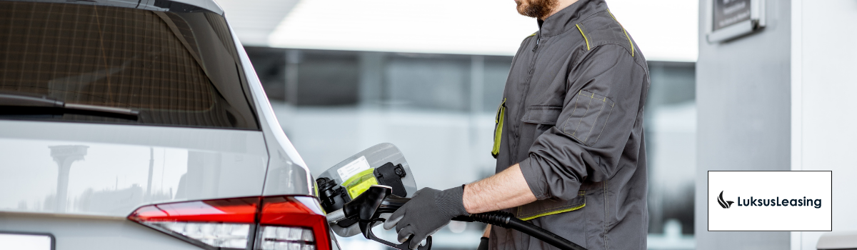 Hvordan tanker man en bil: Guide til påfyldning af benzin (og diesel ...