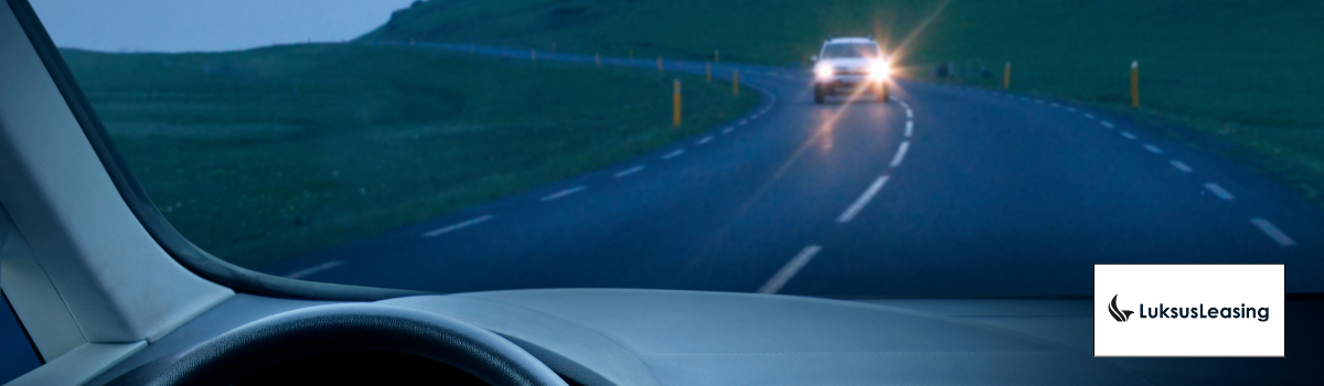 Hvor mange reflekser skal der være på en bil? Få svaret her - LuksusLeasing